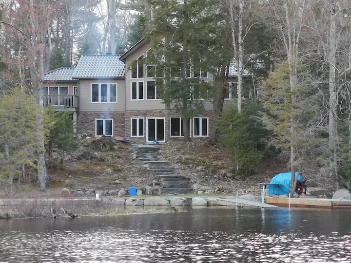 Gail’s Waterfront Family Getaway - Bracebridge