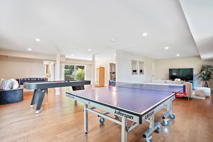 Luxurious Contemporary-style Home! 5 Miles To Sfo - Half Moon Bay, CA