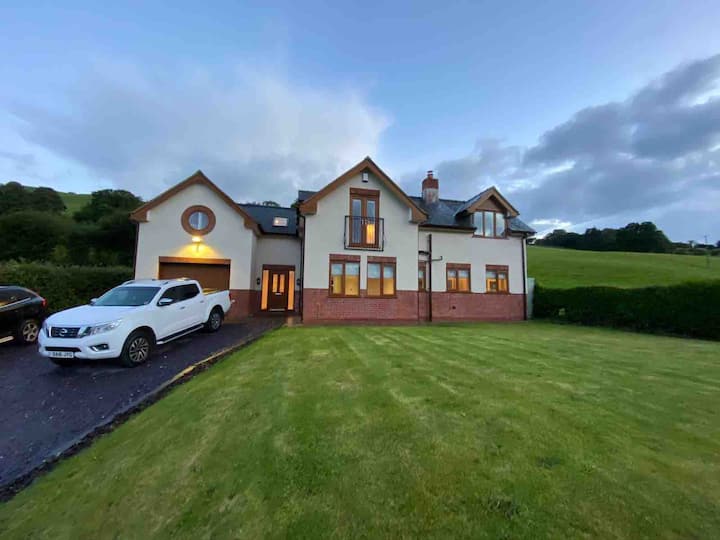 Stunning,well-presented House In Rural North Wales - Ruthin