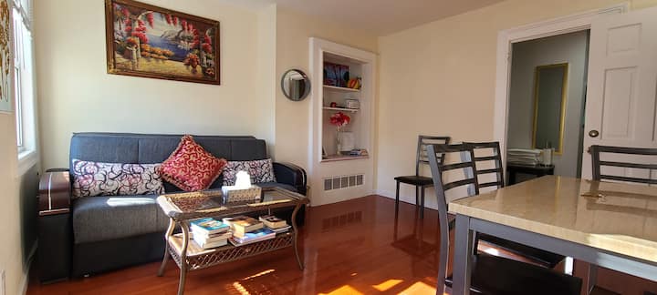 Private Home In Astoria 2nd Floor - Astoria - Queens NY