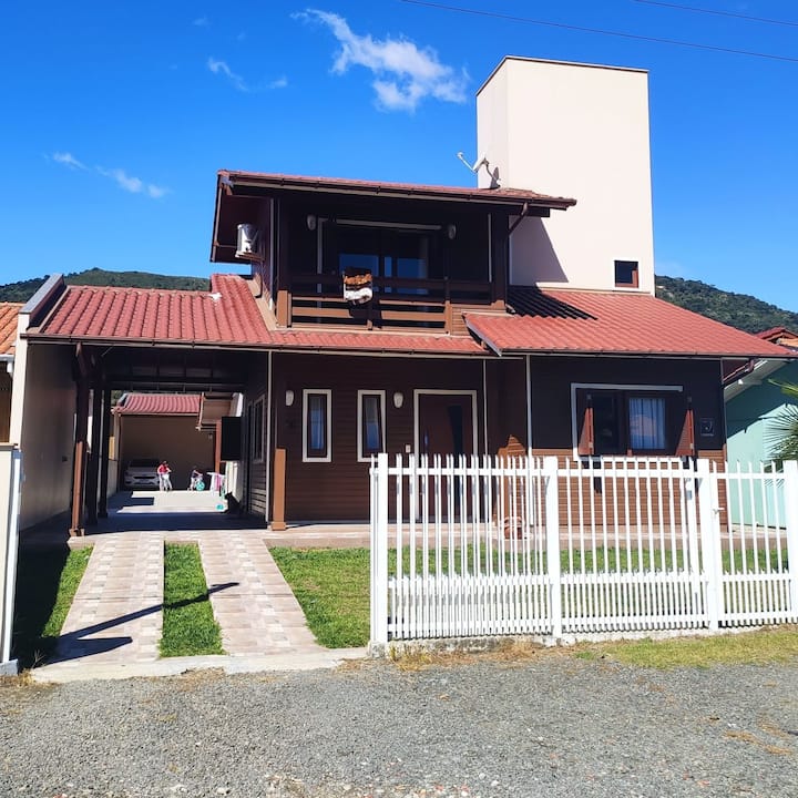 Casa Familiar, Aconchegante Com Fogão A Lenha. - Urubici