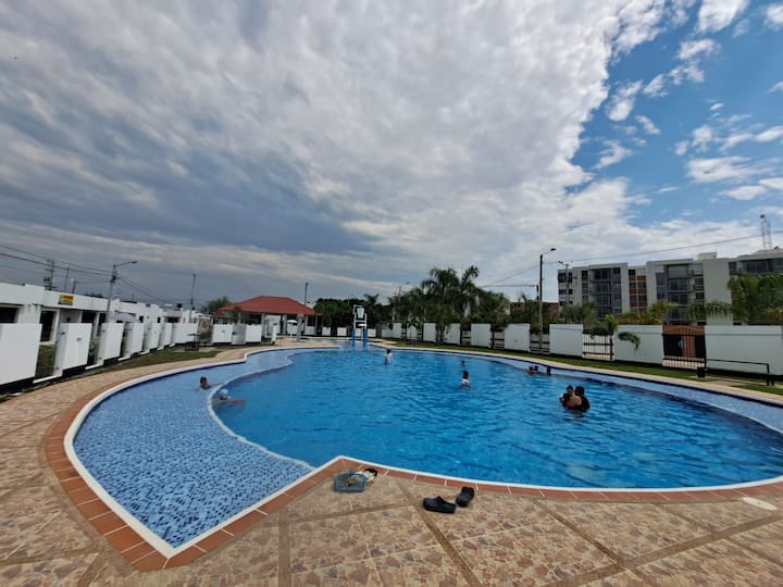 Condominio Balcones Del - Girardot