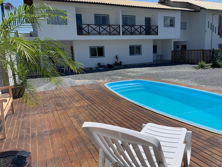 Apto Com Piscina Cd06 - Bombinhas