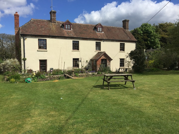 Belhuish Farmhouse Bed & Breakfast - Lulworth Cove