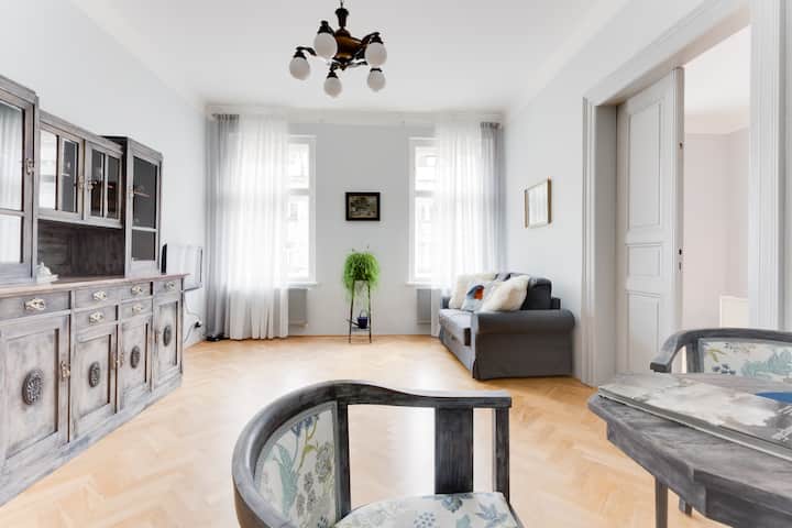 Romantic And Design Flat Near The River - Prag