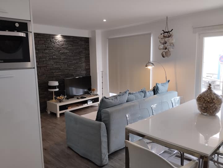 Apartamento Com Acesso à Praia E Vista Mar - Sesimbra