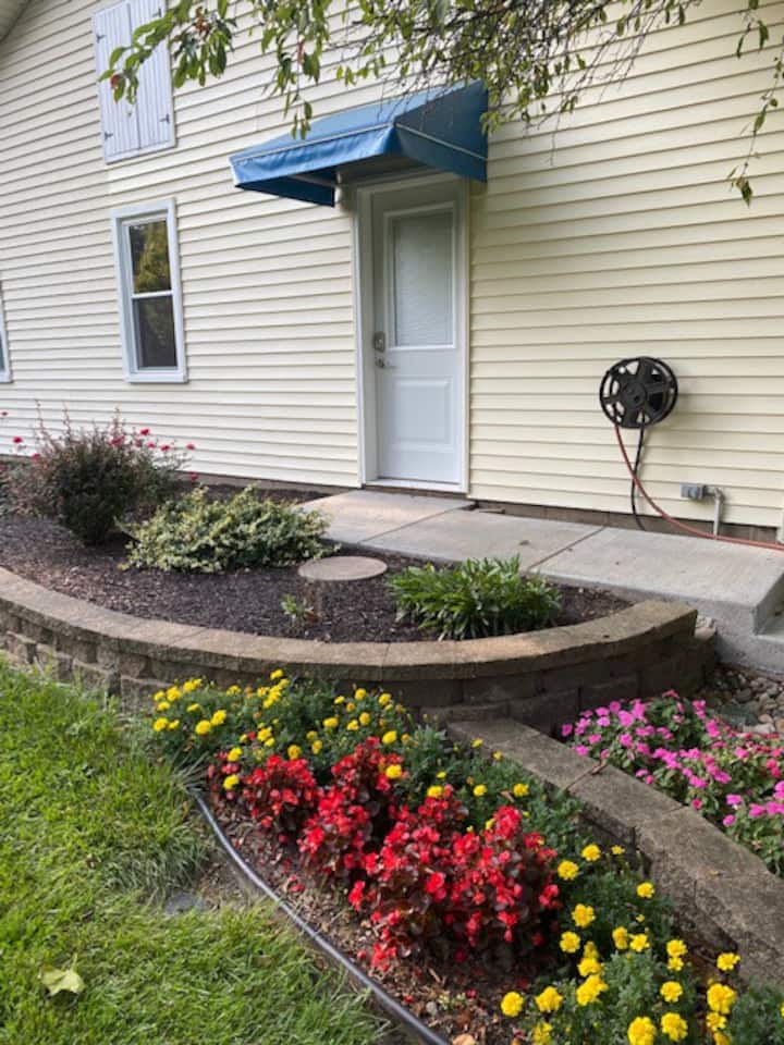 Spacious, Newly Renovated 1br With Trundle Bed. - Lake Albert, Granger