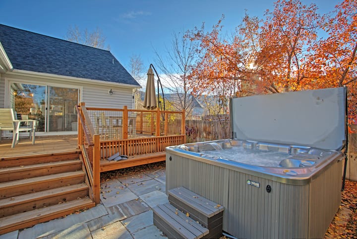 Six Bedroom Home W New Arcade & Hot Tub, Sleeps 16 - Park City, UT