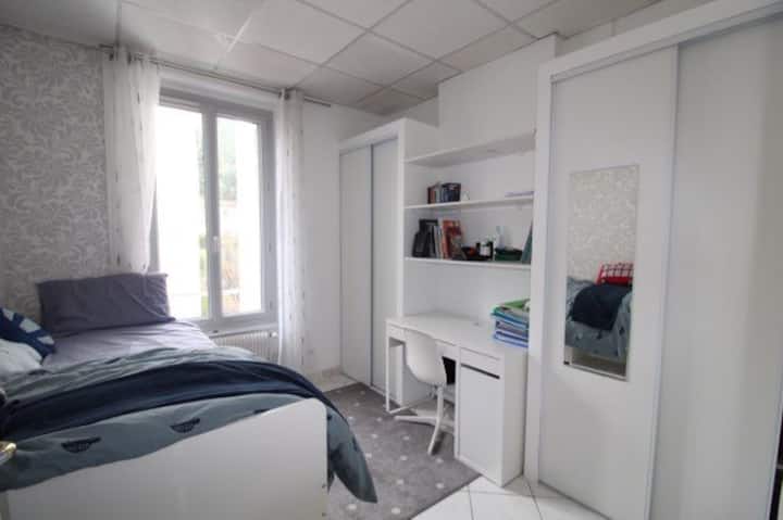 Appartement À Saint-étienne - Saint-Chamond