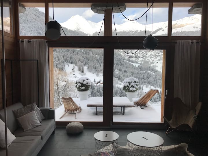 Charmant Chalet Typique Rénové Avec Jacuzzi - Zinal