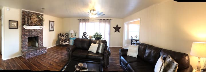 Gilcrease Getaway - Tulsa, OK