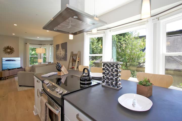 Vintage Remodel In Pike Pine Dist - 1 Bedrm 1 Bath - Seattle