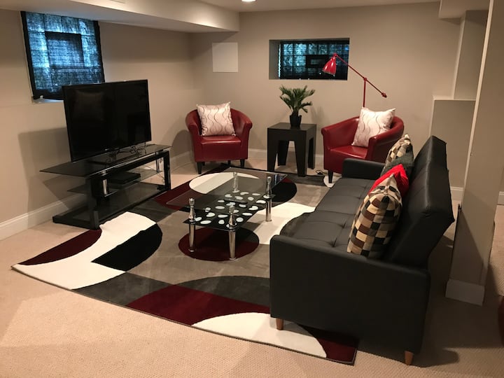 Italian Garden Apt/kids Friendly/great Location!! - Chicago, IL