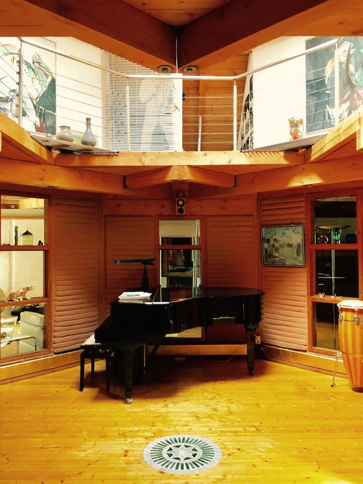 Cosy Interesting Loam House. 2 Persons - Kassel