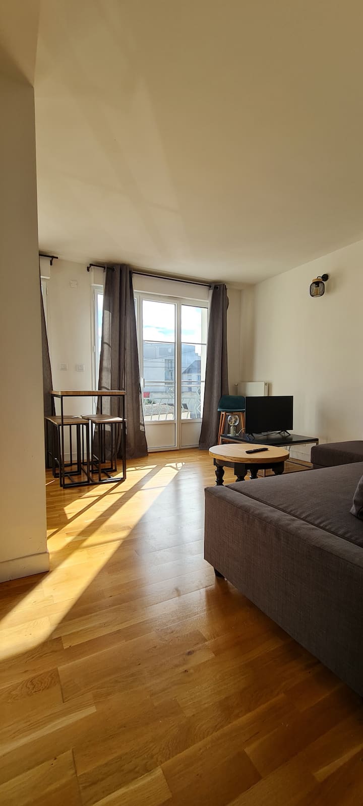 Superbe Appartement Rénové Avec Parking à 5mn Gare - Plage de Saint-Nazaire