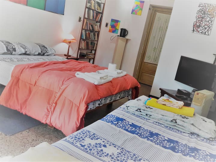 Big Room Near Bus Station (Private Bathroom) - Rosario