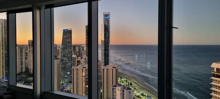 Surfers' - Ocean Dream - Q1 Skyscraper 3 Bed - Gold Coast