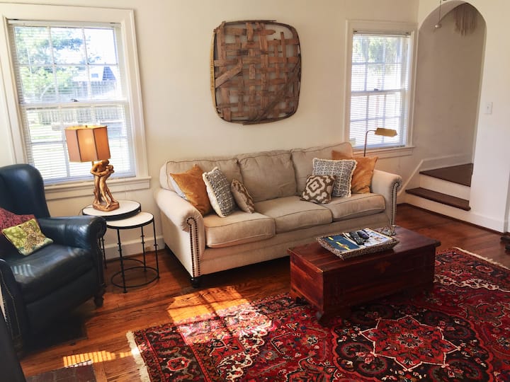 Adorable 2 Bd Near Downtown, Uk - Lexington, KY