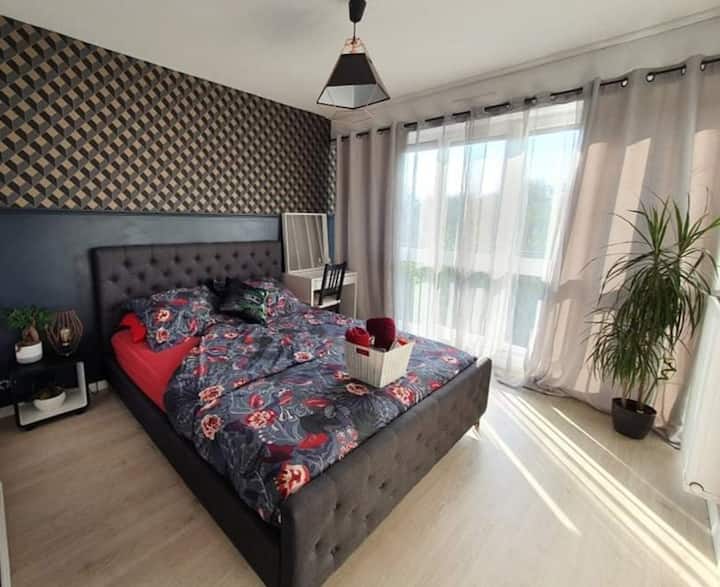 Chambre Privée Confortable Proche De Paris - Les Mureaux