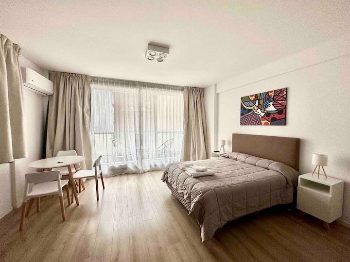 Studio En Recoleta Con Balcon - Buenos Aires