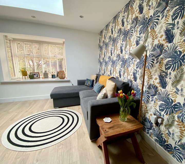 1-bedroom Accommodation Close To Historic Lincoln - Lincoln