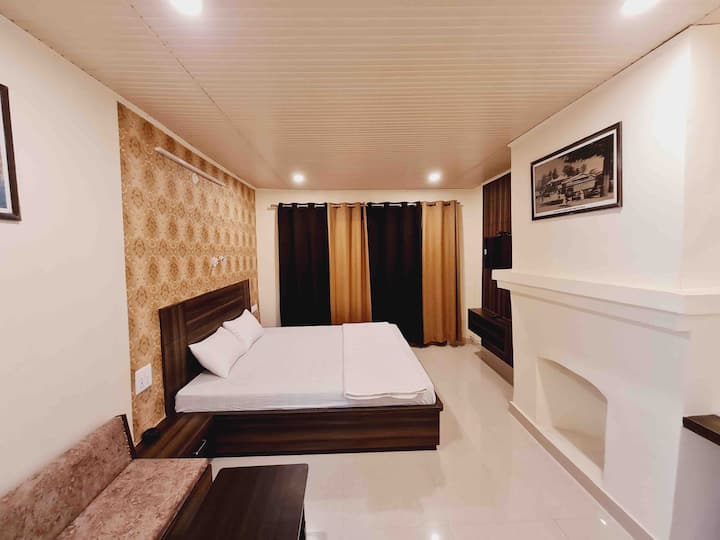 Welcoming 1 Bedroom With Bathroom And Balcony. - Shimla