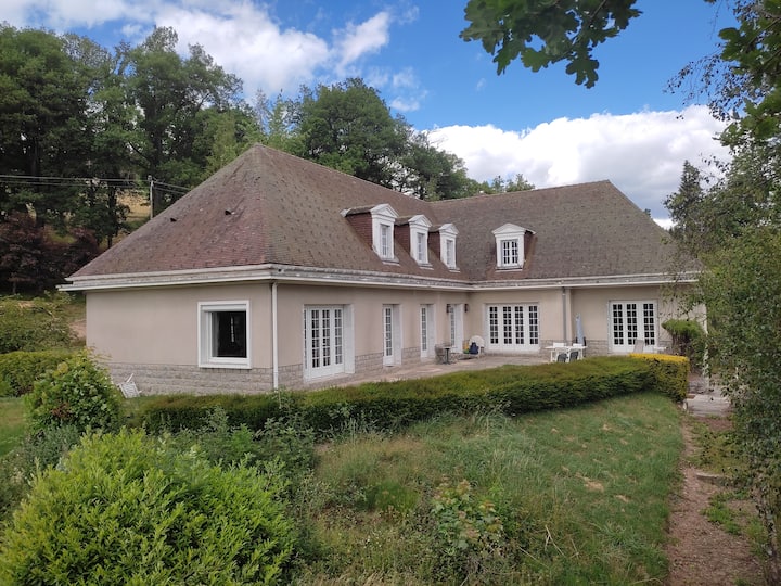Chambre D'hôtes Imaginasoi  La Caverne D'ali Baba - Saint-Bonnet-le-Froid