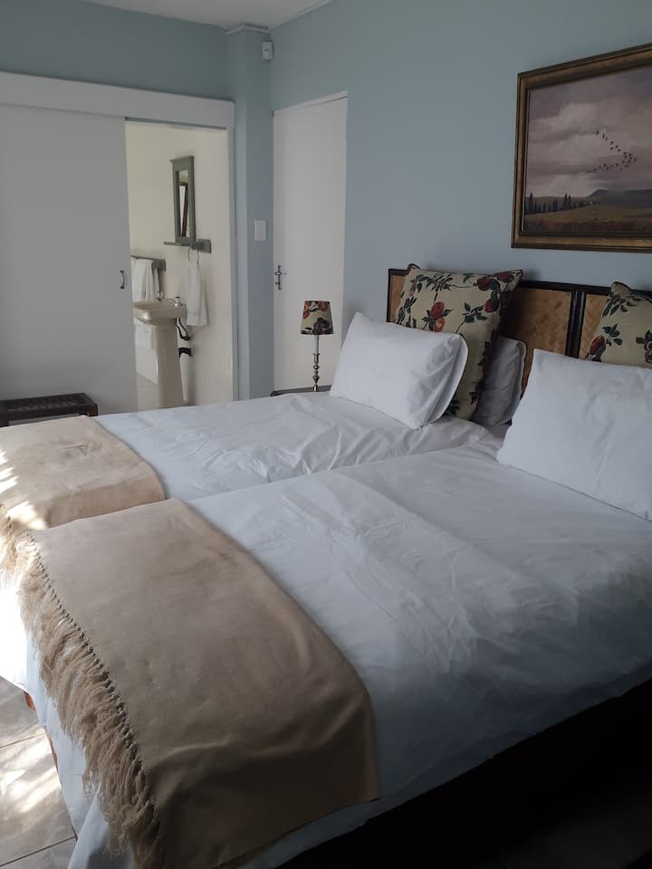 Summer Place Guest House: 6 Guests - Port Edward