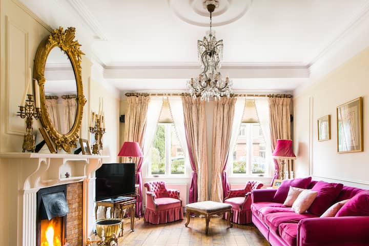 Stunning Redbrick Period Property In An Old Residential Area - Dublin