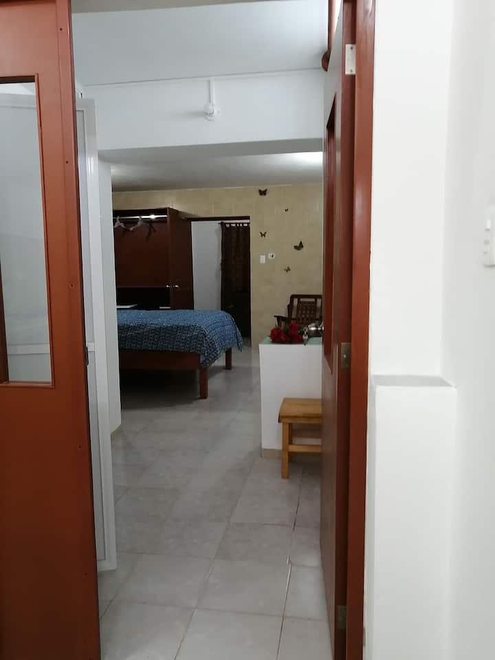 Casa Amparito & Bibiano.
Zona Santiago Centro - Mérida