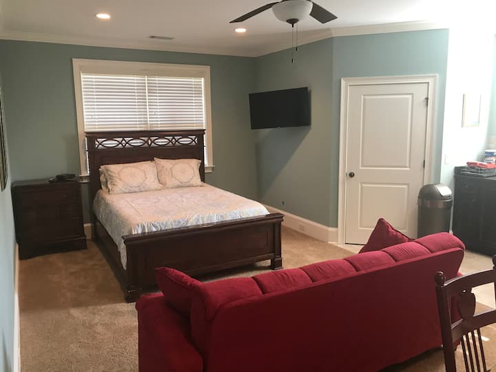 New Studio W/kit, F-bath, W&d, Wifi, Tv, Quiet Loc - Augusta, GA