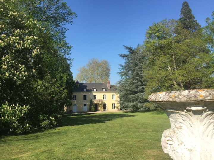 Beau Manoir Dans Parc Arboré - Grande Piscine - Château du Champ de Bataille