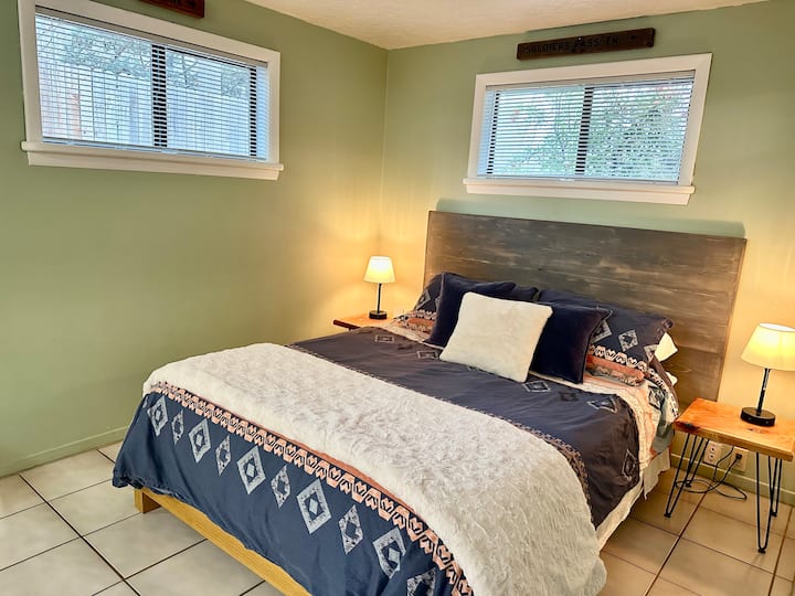 The Trail Hub. Private, Great Location! - Sedona, AZ