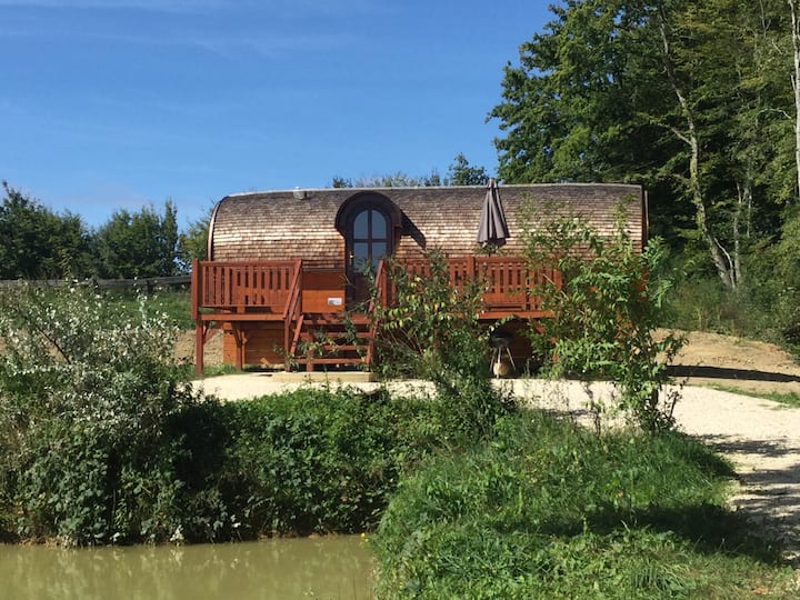 Location Insolite Pour 2 Personnes Proche Guédelon - Saint-Fargeau