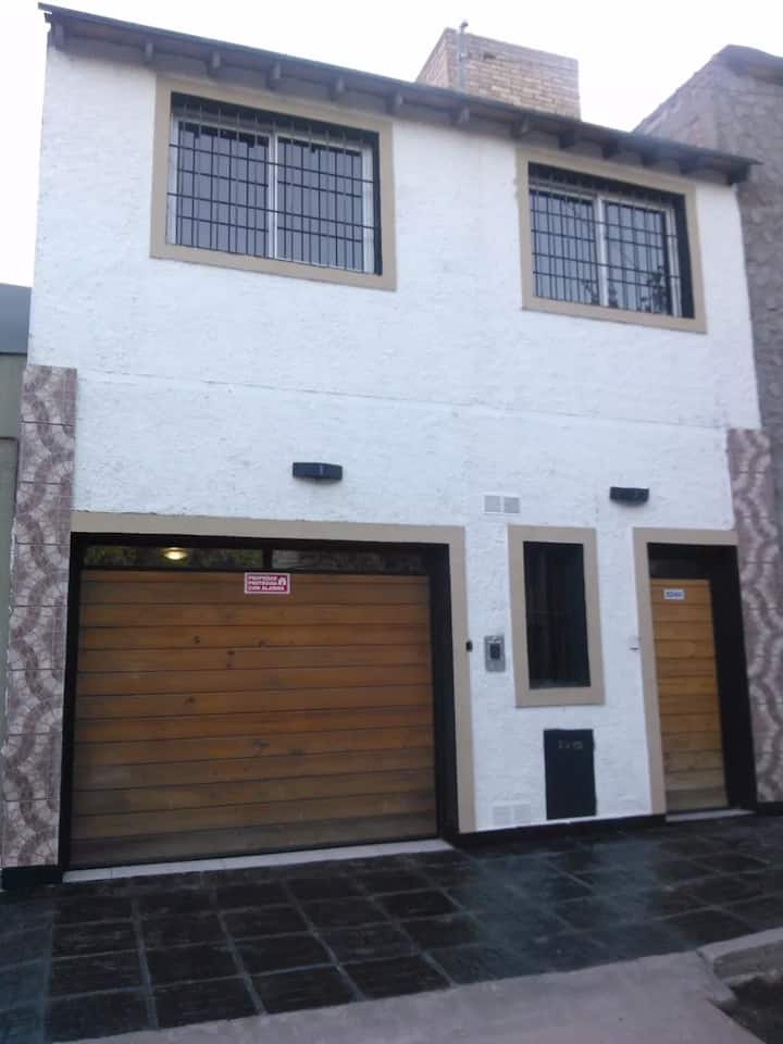 Duplex - Departamento Hermoso Para 6 Personas - Mendoza