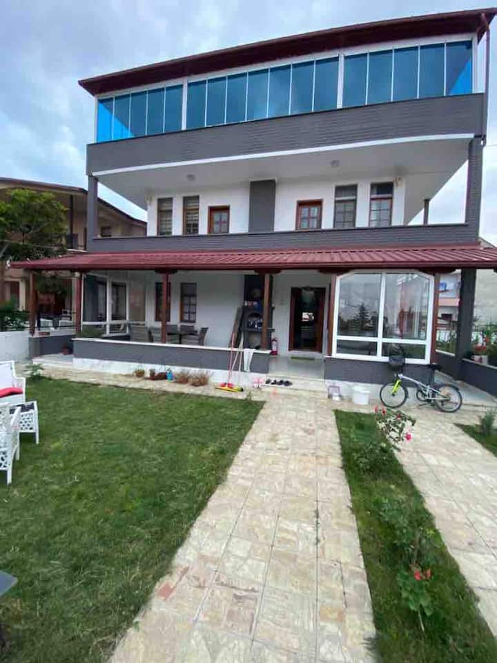 Denize  Yakın Doğa Ile Iç Içe Villa - 