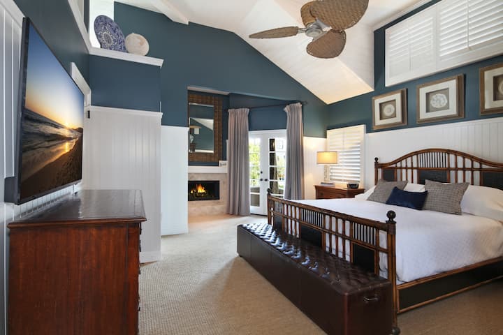 Corona Del Mar Beauty Con 2 Patios, Lado Del Océano De Pch, Cerca De La Playa / Tiendas - Laguna Beach, CA