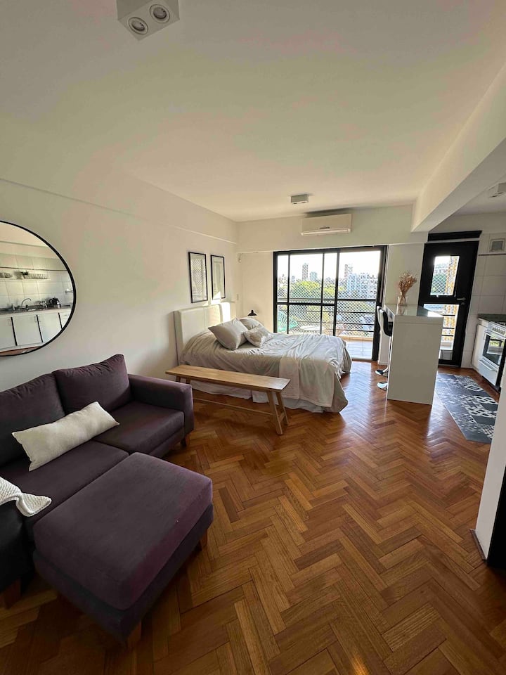 Monoambiente Acogedor Con Gran Balcon - Argentine