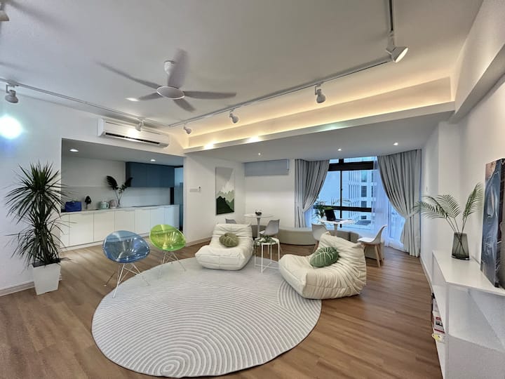 New • Fully Renovated • Fahrenheit88 (C31) - Kuala Lumpur