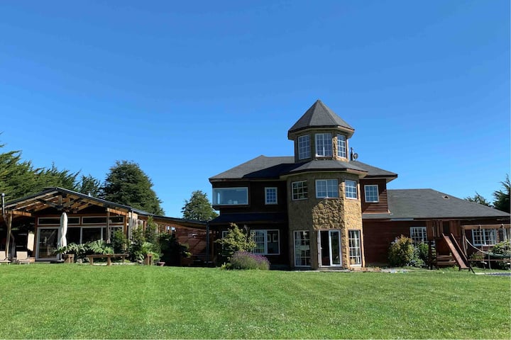 Field House Close To The Centre Of Puerto Varas - Llanquihue