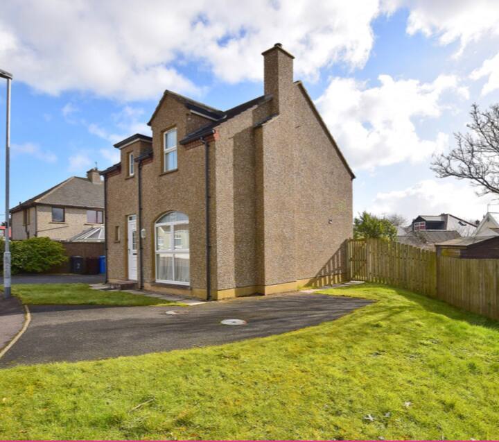 Hopefield House, Portrush - Houses for Rent in Causeway Coast and Glens ...