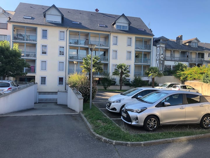Super Appartement En Résidence Avec  Garage - Bagnères-de-Bigorre