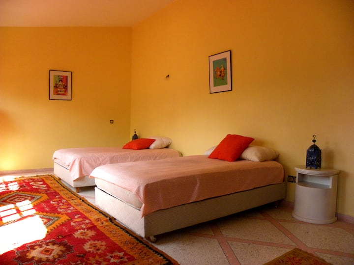 Grande Villa : Une Oasis Au Milieu De Casablanca - Casablanca