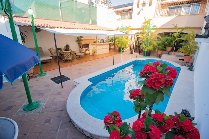 Private House With Swimming Pool/versalles Fluvial - Puerto Vallarta