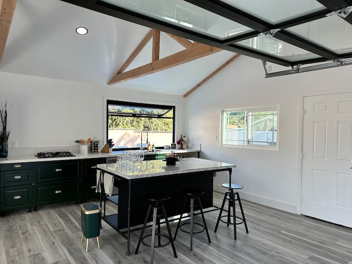 Newly Remodeled Mid-century Style 3 Bedroom Home - Upland, CA