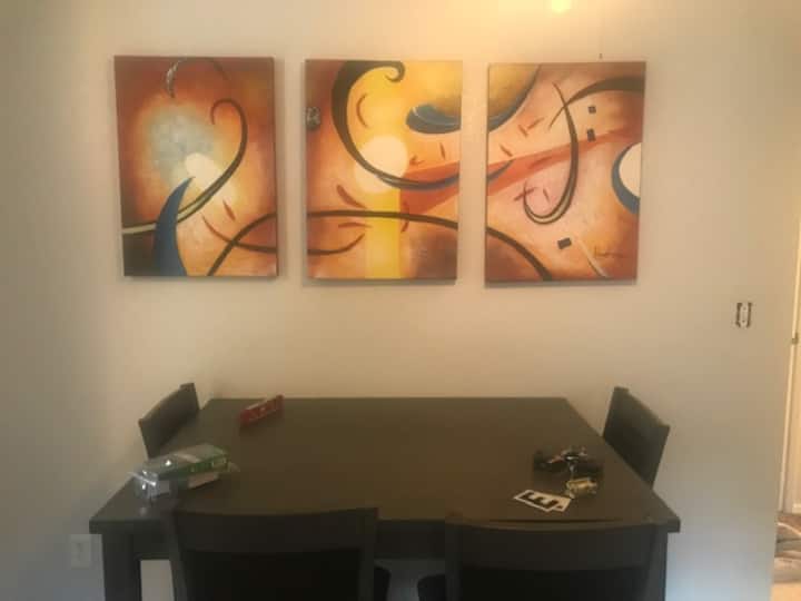 Mid Town Beauty 2 Of 8 Over 90% Of Guests Extend - Reno, NV