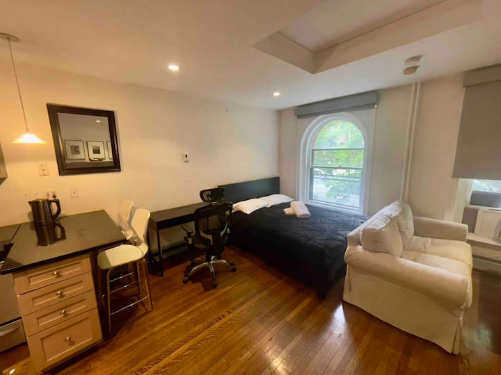 Back Bay Cozy Studio In Brownstone First Floor - Boston