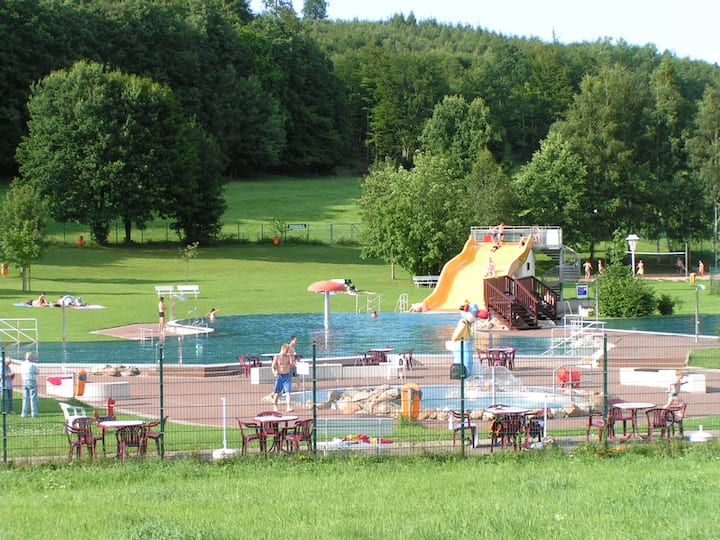 Nostalgic Overnight Stay In The Thuringian Forest. - Eisenach