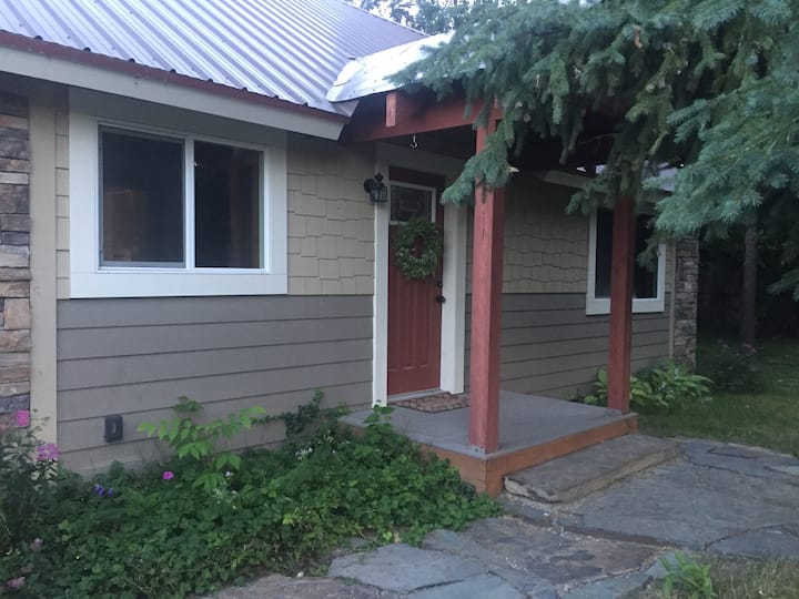 Updated Sandpoint Craftman With Charming Character - Sandpoint, ID