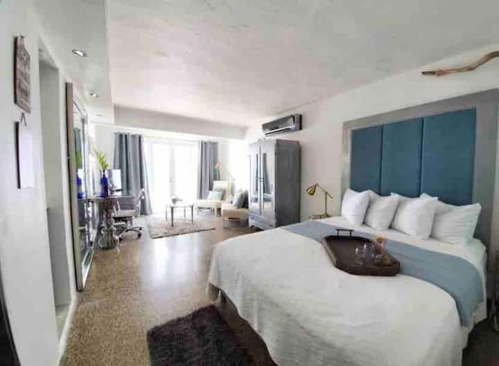 Diador (2-4ppl) - Puerto Rico